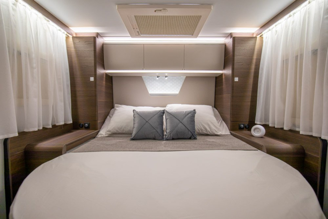 Kamper - Mercedes Benz Matrix Supreme Mercedes Benz 670 DC 2024