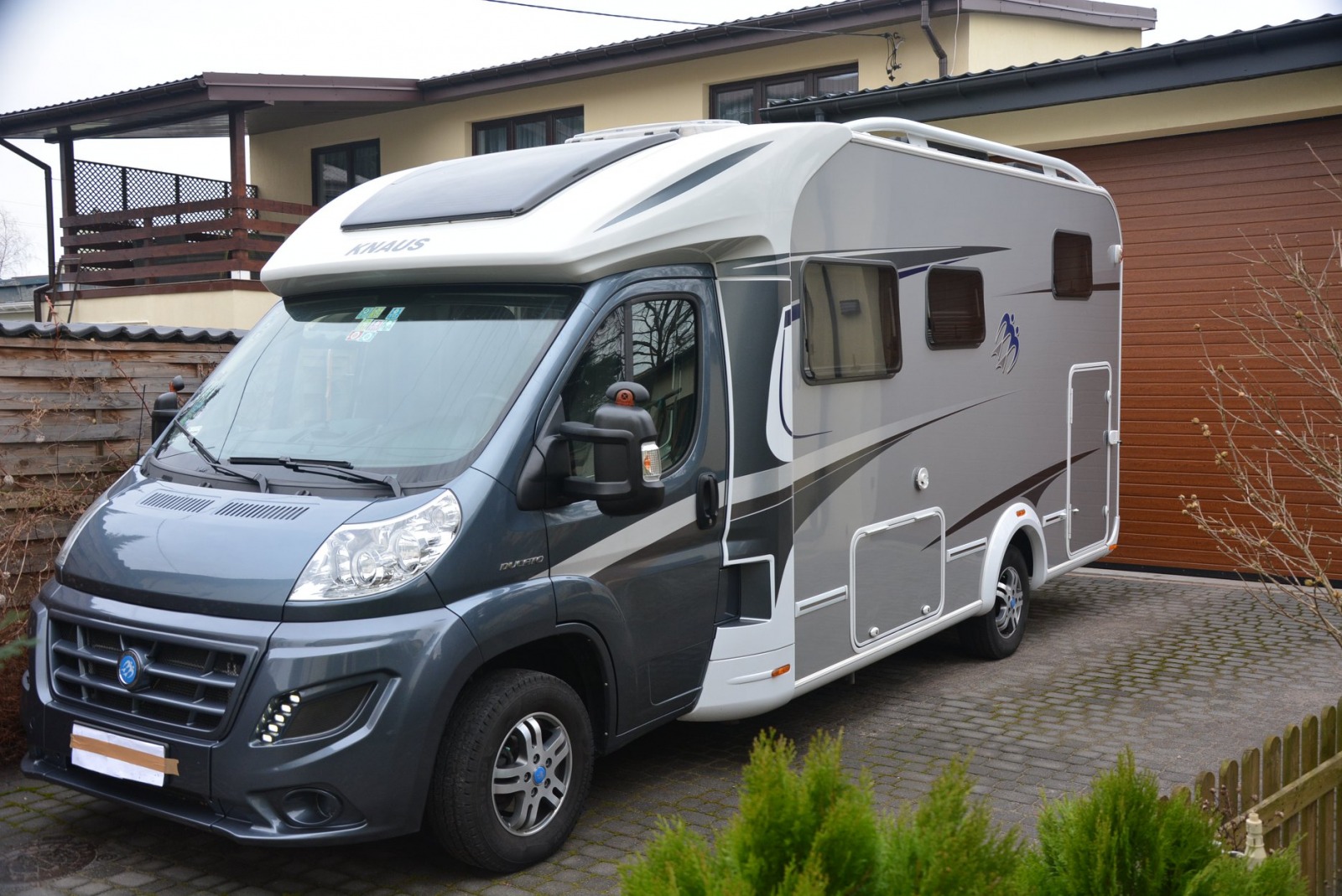 Kamper Knaus model SUN Ti 650 LG