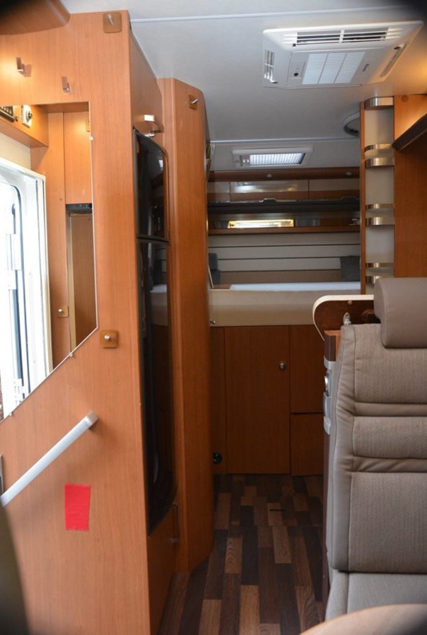 Kamper Knaus model SUN Ti 650 LG