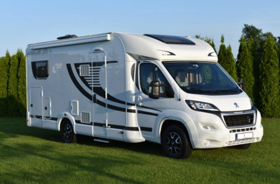 Kamper Knaus 700 EB 2020 wersja zimowa z piekarnikiem i opuszczanym...