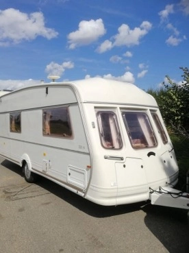 Przyczepa kempingowa Vanroyce 520/4