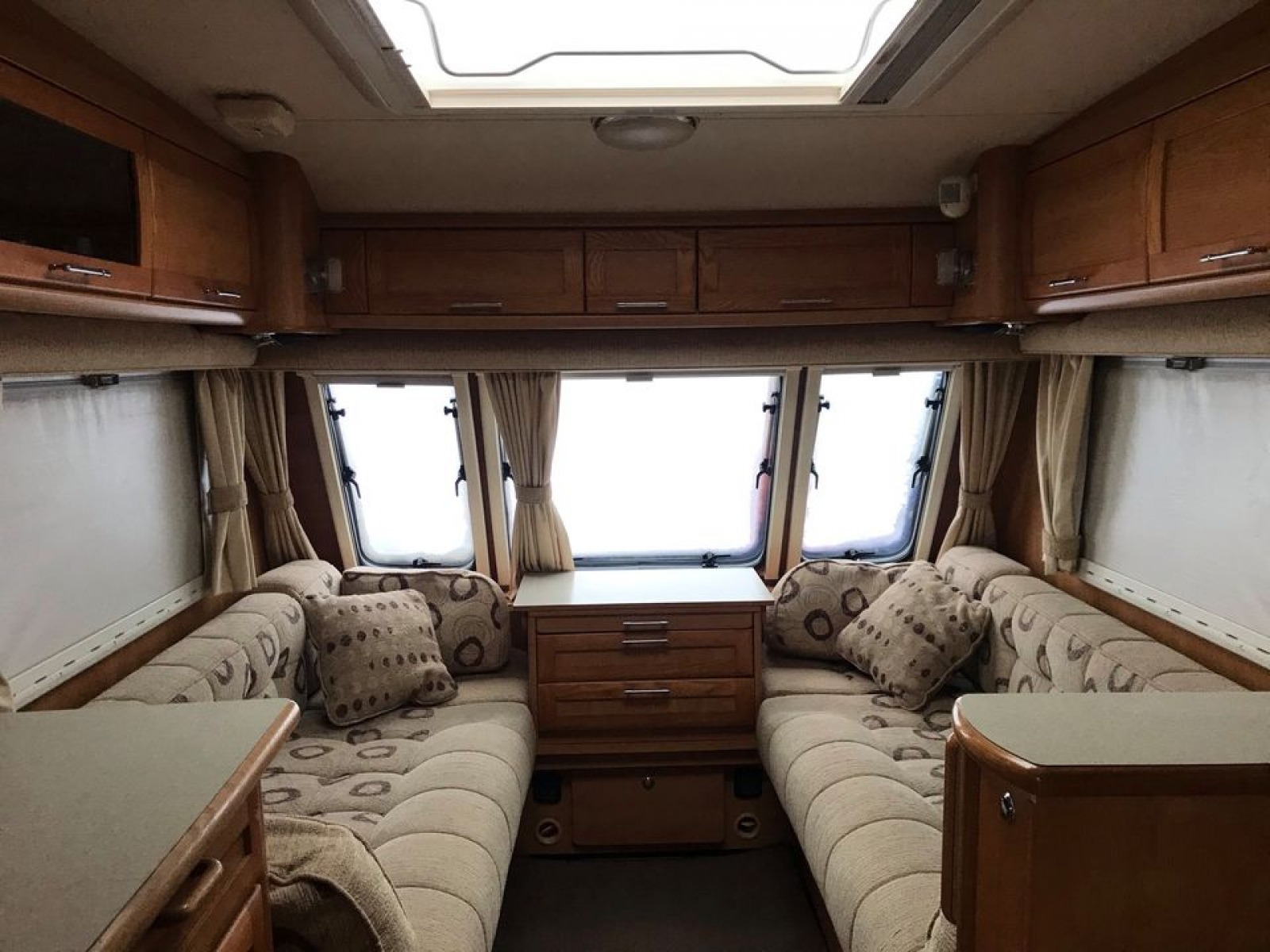 Przyczepa kempingowa Compass Omega 524, 4/5 osobowa, zadbana, sucha