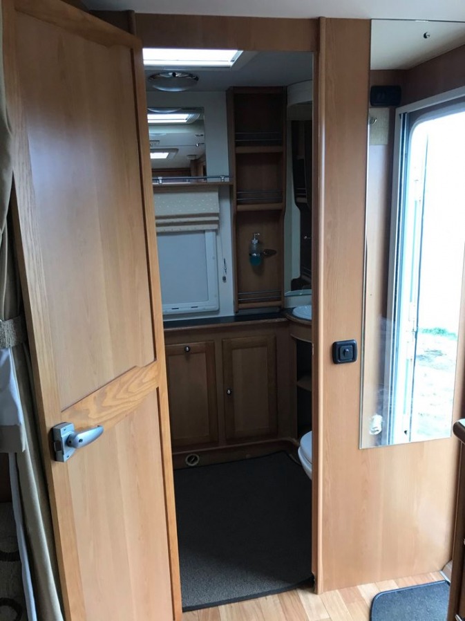 Przyczepa kempingowa Compass Omega 524, 4/5 osobowa, zadbana, sucha