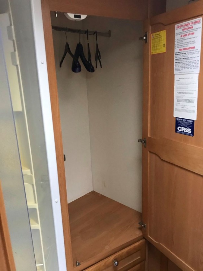 Przyczepa kempingowa Compass Omega 524, 4/5 osobowa, zadbana, sucha