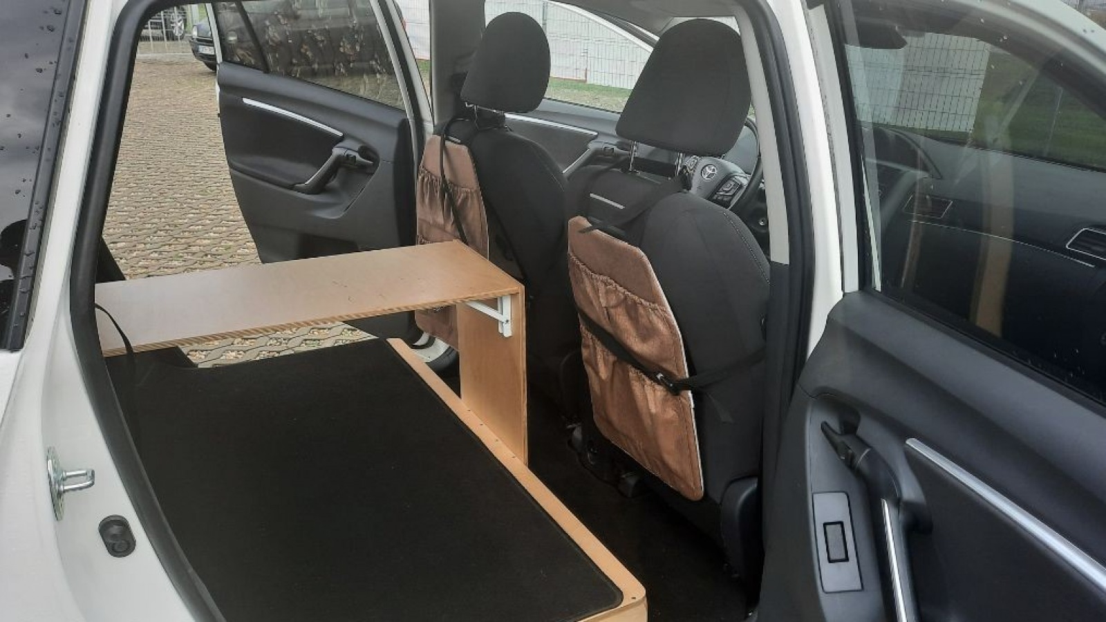 Kamper Toyota Corolla Verso