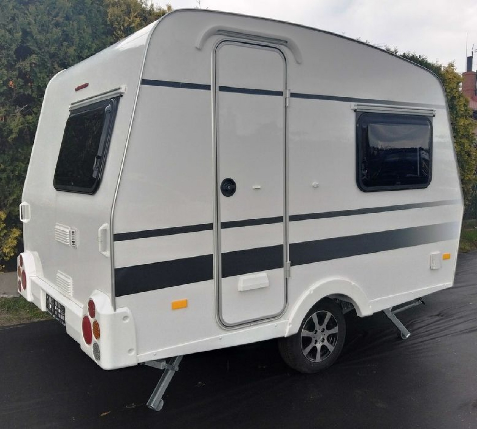 Nowa Przyczepa kempingowa 3-os. Niewiadów Enka N-Sprint