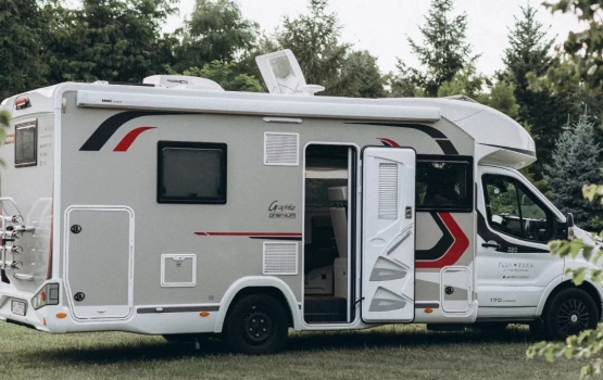 Kamper Ford Challenger 380