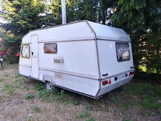 Przyczepa campingowa Monza 450S Susz