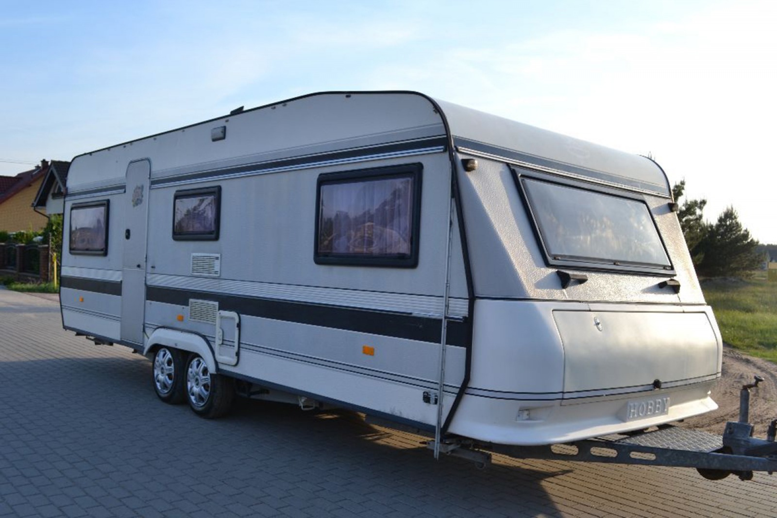 Hobby Prestige 610 Trzy Salonki Przestronna